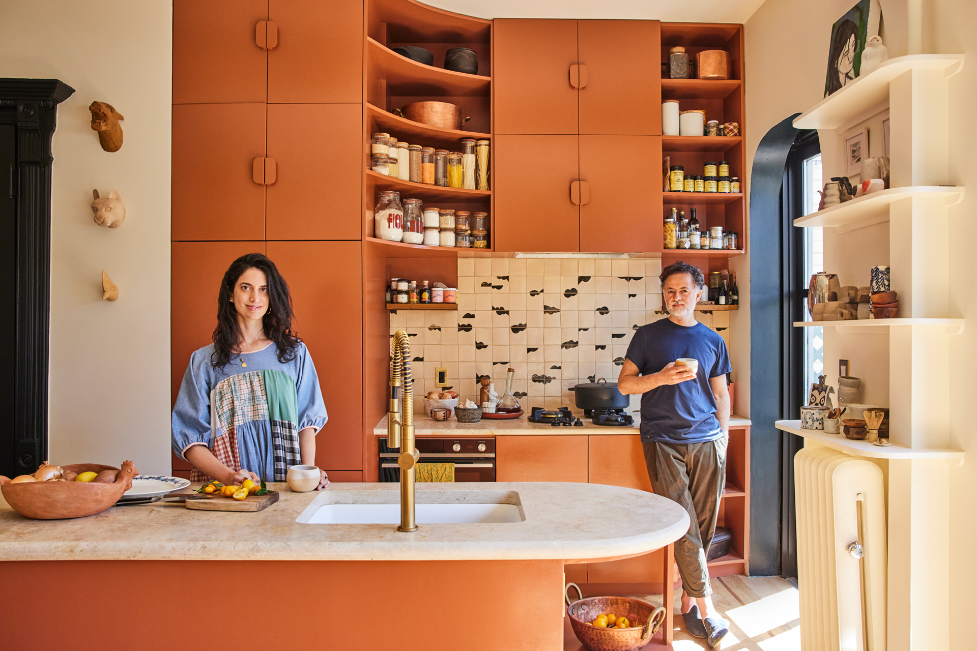 1899 Brownstone - Boutique