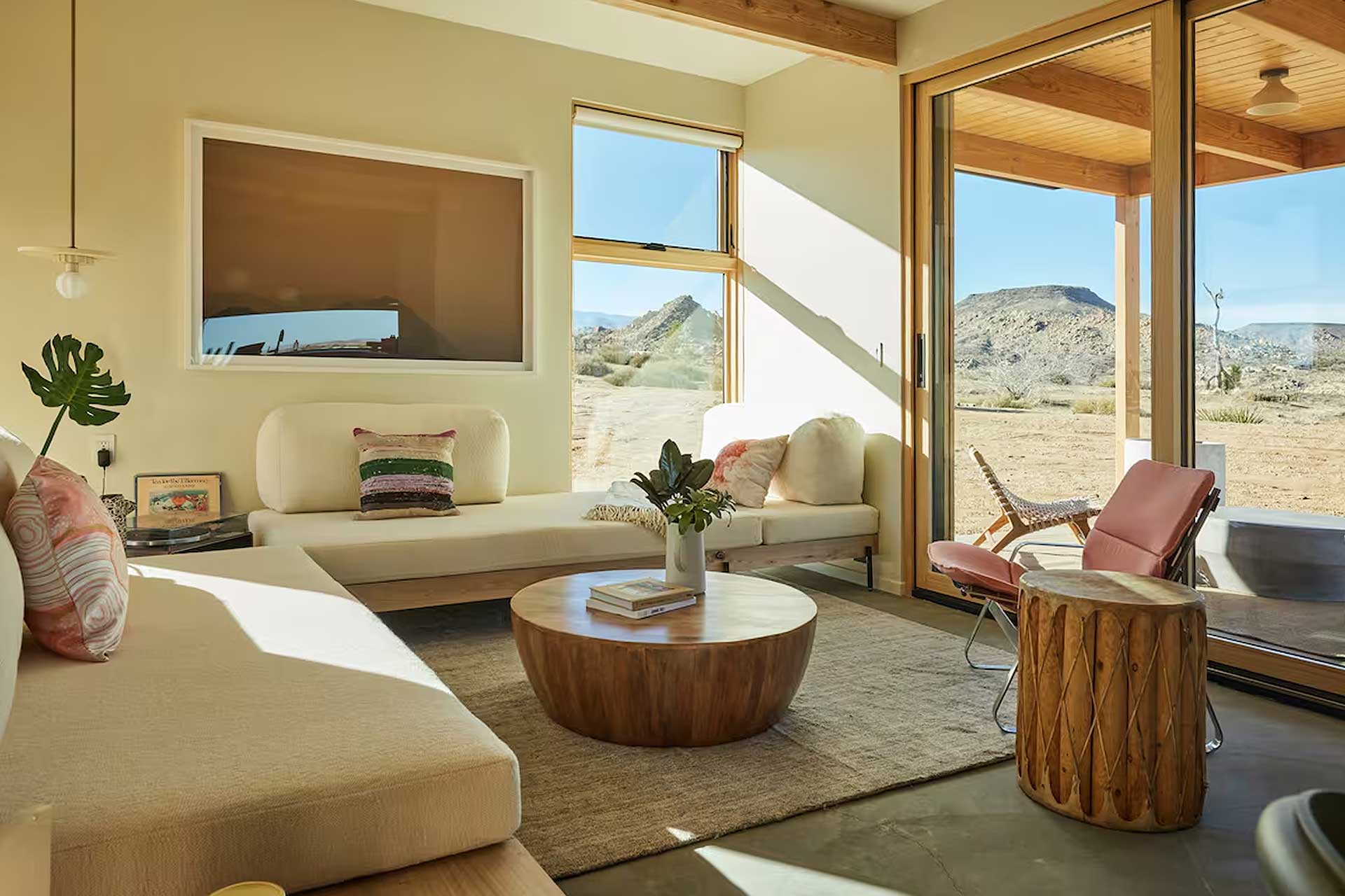 The Yucca - Boutique